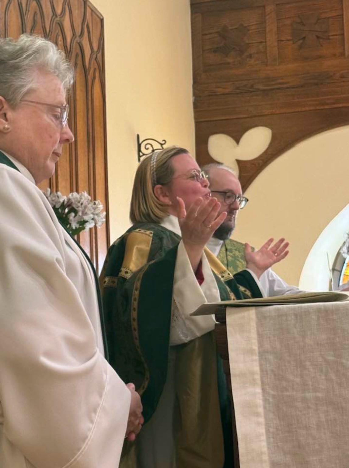 The Rev. Ginger Bennett Received as an Episcopal Priest – The Episcopal ...